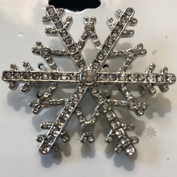 Swarovski | Jewelry | Nwt Swarovski Crystal Elements Silver Overlay ...